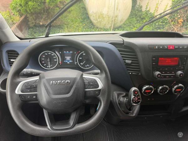 White Iveco Daily 2021 in Kelme, with an engine capacity of 2.30 L and mileage of 337 thousand km for 10500 €, photo 6 on AUTOMOTO.COM.LV