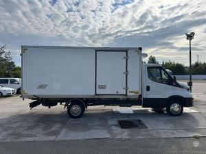 White Iveco Daily 2021 in Telschi, with an engine capacity of 3.00 L and mileage of 360 thousand km for 9500 €, photo 3 on AUTOMOTO.COM.LV