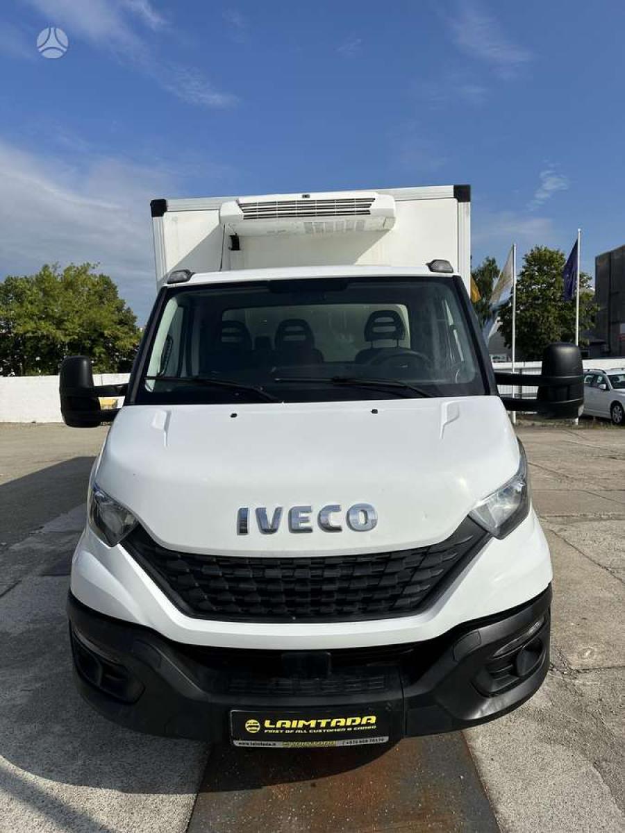 White Iveco Daily 2021 in Telschi, with an engine capacity of 3.00 L and mileage of 360 thousand km for 9500 €, photo 13 on AUTOMOTO.COM.LV