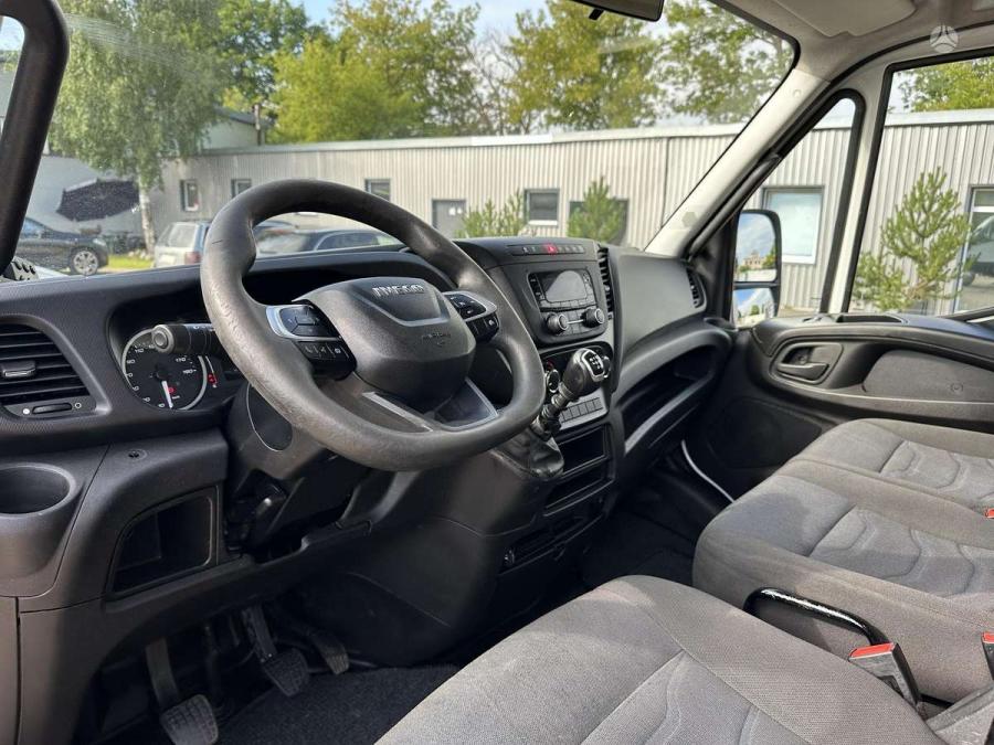 White Iveco Daily 2021 in Telschi, with an engine capacity of 3.00 L and mileage of 360 thousand km for 9500 €, photo 14 on AUTOMOTO.COM.LV
