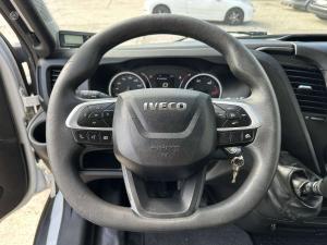 White Iveco Daily 2021 in Telschi, with an engine capacity of 3.00 L and mileage of 360 thousand km for 9500 €, photo 18 on AUTOMOTO.COM.LV