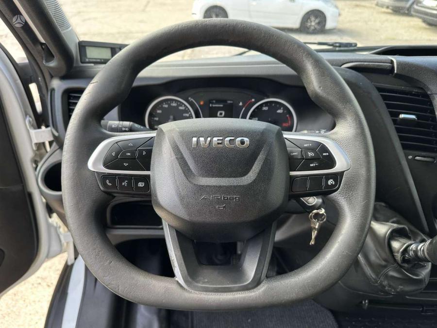 White Iveco Daily 2021 in Telschi, with an engine capacity of 3.00 L and mileage of 360 thousand km for 9500 €, photo 18 on AUTOMOTO.COM.LV