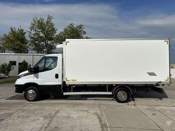 White Iveco Daily 2021 in Telschi, with an engine capacity of 3.00 L and mileage of 360 thousand km for 9500 €, photo 10 on AUTOMOTO.COM.LV