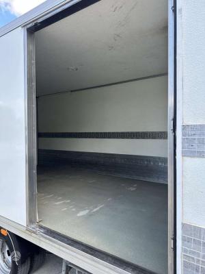Balts Iveco Daily 2021 Telšiai, ar dzinēja tilpumu 3.00 L un nobraukumu 363 tūkst. km par 9500 €, foto 4 vietnē AUTOMOTO.COM.LV