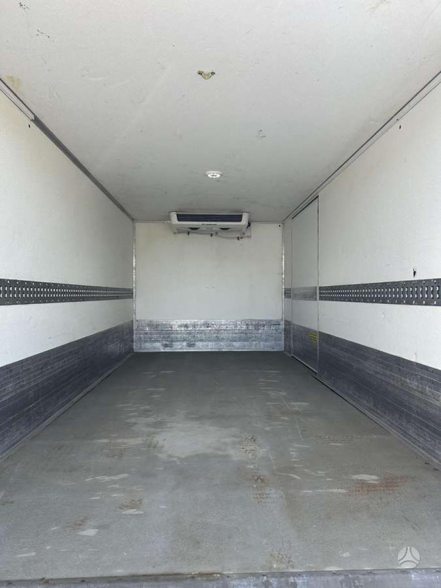 Balts Iveco Daily 2021 Telšiai, ar dzinēja tilpumu 3.00 L un nobraukumu 363 tūkst. km par 9500 €, foto 9 vietnē AUTOMOTO.COM.LV