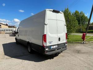 White Iveco Daily 2021 in Vilnius, with an engine capacity of 3.00 L and mileage of 255 thousand km for 16819 €, photo 5 on AUTOMOTO.COM.LV
