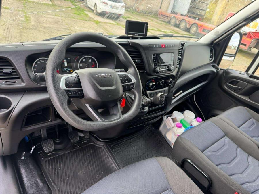 White Iveco Daily 2021 in Kaunas, with an engine capacity of 2.30 L and mileage of 199 thousand km for 8850 €, photo 9 on AUTOMOTO.COM.LV