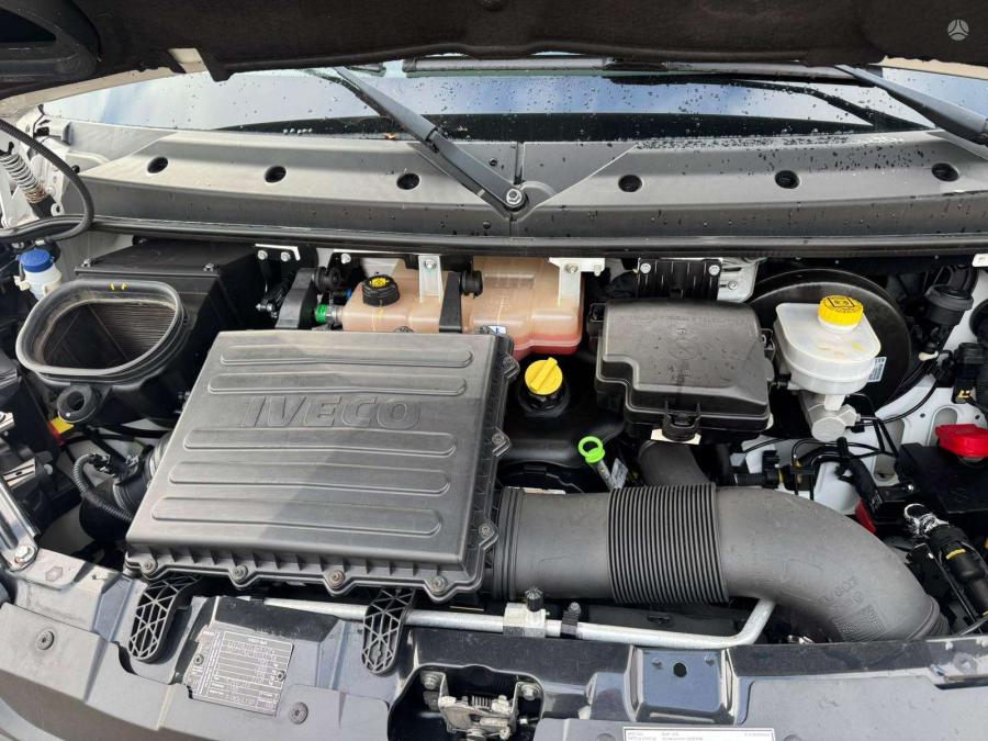 White Iveco Daily 2021 in Kaunas, with an engine capacity of 2.30 L and mileage of 199 thousand km for 8850 €, photo 14 on AUTOMOTO.COM.LV