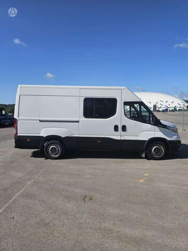 White Iveco Daily 2022 in Kaunas, with an engine capacity of 3.00 L and mileage of 497 thousand km for 11000 €, photo 1 on AUTOMOTO.COM.LV