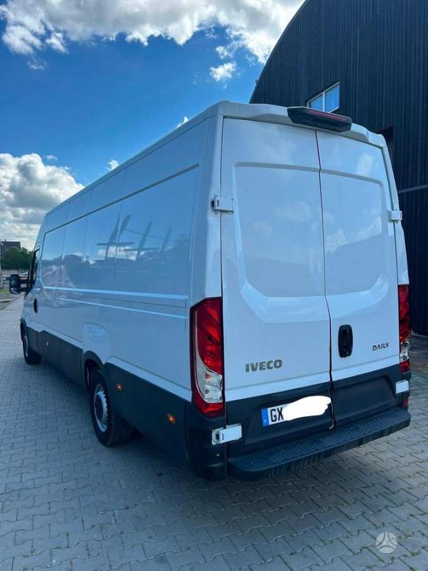 Balts Iveco Daily 2022 Kauņa, ar dzinēja tilpumu 3.00 L un nobraukumu 355 tūkst. km par 10500 €, foto 7 vietnē AUTOMOTO.COM.LV