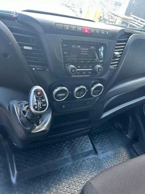 Balts Iveco Daily 2022 Kauņa, ar dzinēja tilpumu 3.00 L un nobraukumu 355 tūkst. km par 10500 €, foto 9 vietnē AUTOMOTO.COM.LV