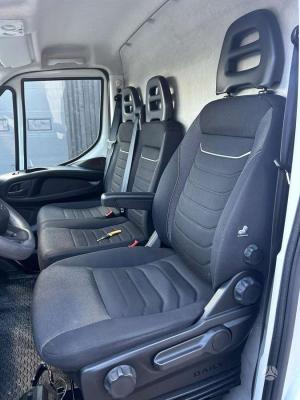 White Iveco Daily 2022 in Kaunas, with an engine capacity of 3.00 L and mileage of 355 thousand km for 10500 €, photo 11 on AUTOMOTO.COM.LV