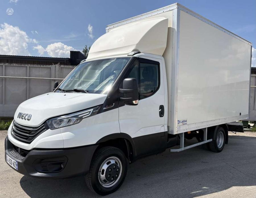 Balts Iveco Daily 2022 Kauņa, ar dzinēja tilpumu 3.00 L un nobraukumu 170 tūkst. km par 18999 €, foto 1 vietnē AUTOMOTO.COM.LV
