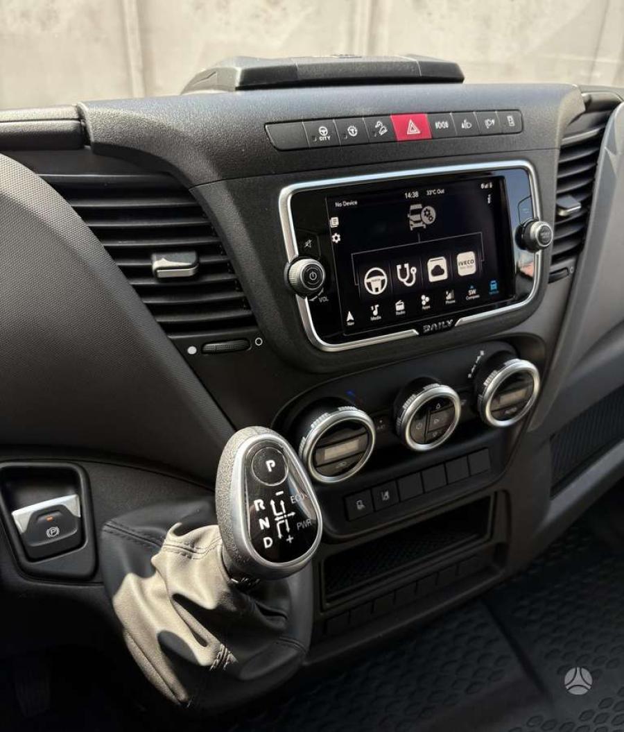 Balts Iveco Daily 2022 Kauņa, ar dzinēja tilpumu 3.00 L un nobraukumu 170 tūkst. km par 18999 €, foto 21 vietnē AUTOMOTO.COM.LV