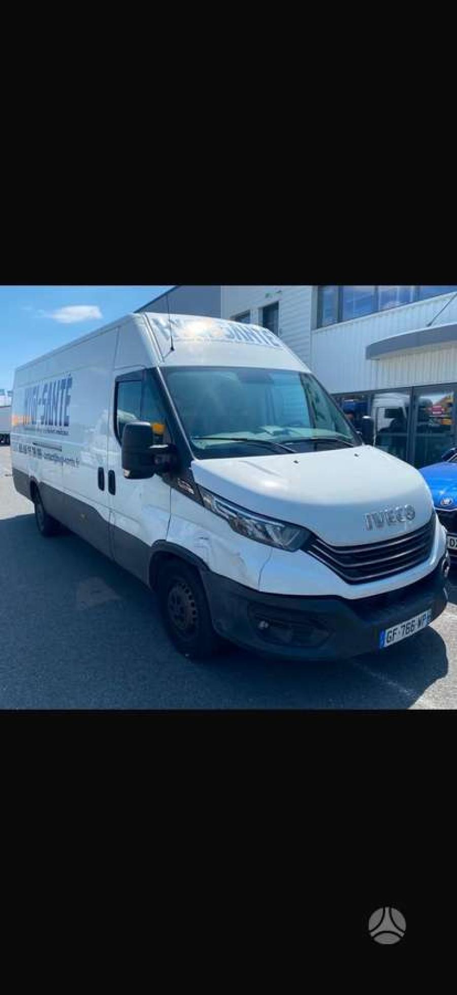 Balts Iveco Daily 2022 Tauragė, ar dzinēja tilpumu 3.00 L un nobraukumu 240 tūkst. km par 15900 €, foto 1 vietnē AUTOMOTO.COM.LV