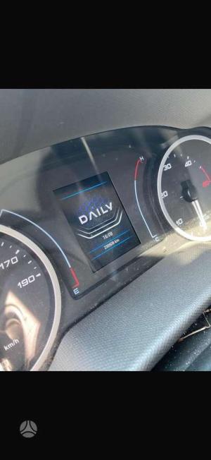 Balts Iveco Daily 2022 Tauragė, ar dzinēja tilpumu 3.00 L un nobraukumu 240 tūkst. km par 15900 €, foto 11 vietnē AUTOMOTO.COM.LV