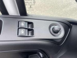 White Iveco Daily 2022 in Ukmerge, with an engine capacity of 2.29 L and mileage of 143 thousand km for 12900 €, photo 18 on AUTOMOTO.COM.LV