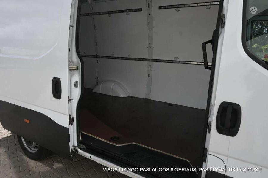 Balts Iveco Daily 2022 Kretinga, ar dzinēja tilpumu 3.00 L un nobraukumu 185 tūkst. km par 20799 €, foto 23 vietnē AUTOMOTO.COM.LV