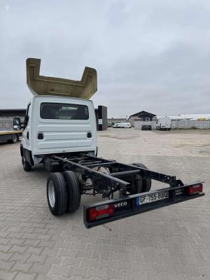 White Iveco Daily 2022 in Kaunas, with an engine capacity of 3.00 L and mileage of 330 thousand km for 12450 €, photo 7 on AUTOMOTO.COM.LV