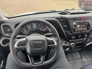 White Iveco Daily 2022 in Kaunas, with an engine capacity of 3.00 L and mileage of 209 thousand km for 13800 €, photo 6 on AUTOMOTO.COM.LV