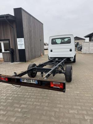 White Iveco Daily 2022 in Kaunas, with an engine capacity of 3.00 L and mileage of 209 thousand km for 13800 €, photo 13 on AUTOMOTO.COM.LV