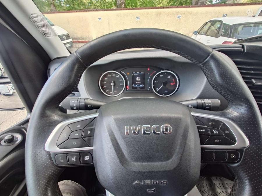 White Iveco Daily 2023 in Taurage, with an engine capacity of 2.30 L and mileage of 319 thousand km for 14883 €, photo 12 on AUTOMOTO.COM.LV