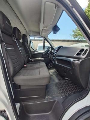 White Iveco Daily 2023 in Taurage, with an engine capacity of 2.30 L and mileage of 319 thousand km for 14883 €, photo 13 on AUTOMOTO.COM.LV