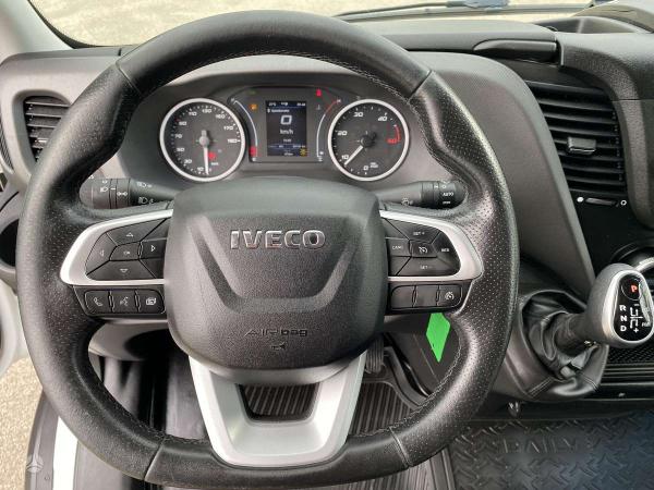 White Iveco Daily 2024 in Taurage, with an engine capacity of 3.00 L and mileage of 307 thousand km for 15900 €, photo 5 on AUTOMOTO.COM.LV