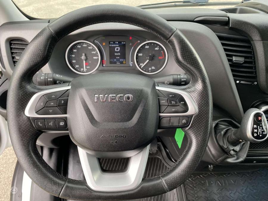 Balts Iveco Daily 2024 Tauragė, ar dzinēja tilpumu 3.00 L un nobraukumu 307 tūkst. km par 15900 €, foto 6 vietnē AUTOMOTO.COM.LV