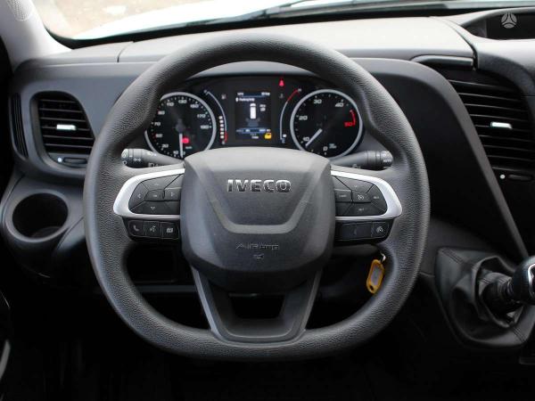 Balts Iveco Daily 2024 Viļņa, ar dzinēja tilpumu 3.00 L un nobraukumu 69 tūkst. km par 29650 €, foto 6 vietnē AUTOMOTO.COM.LV