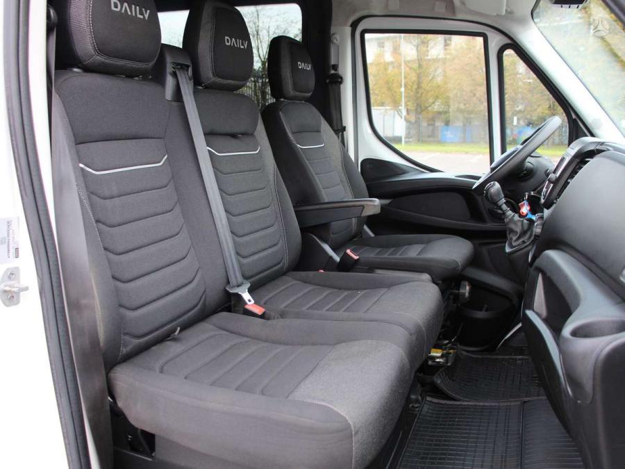 White Iveco Daily 2024 in Vilnius, with an engine capacity of 3.00 L and mileage of 69 thousand km for 29650 €, photo 14 on AUTOMOTO.COM.LV