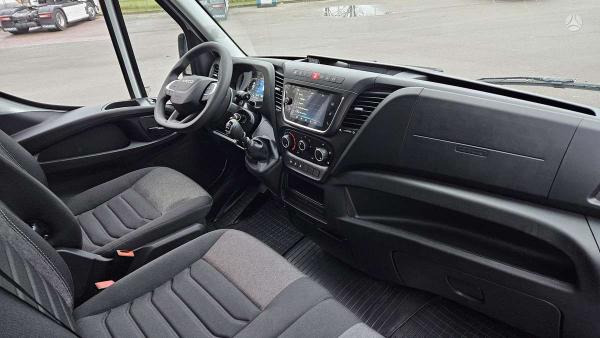 Balts Iveco Daily 2026 Kauņa, ar dzinēja tilpumu 2.29 L un nobraukumu 0 tūkst. km par 33879 €, foto 4 vietnē AUTOMOTO.COM.LV