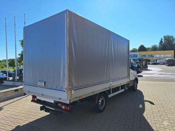 White Iveco Daily 2026 in Vilnius, with an engine capacity of 2.29 L and mileage of 0 thousand km for 52998 €, photo 4 on AUTOMOTO.COM.LV