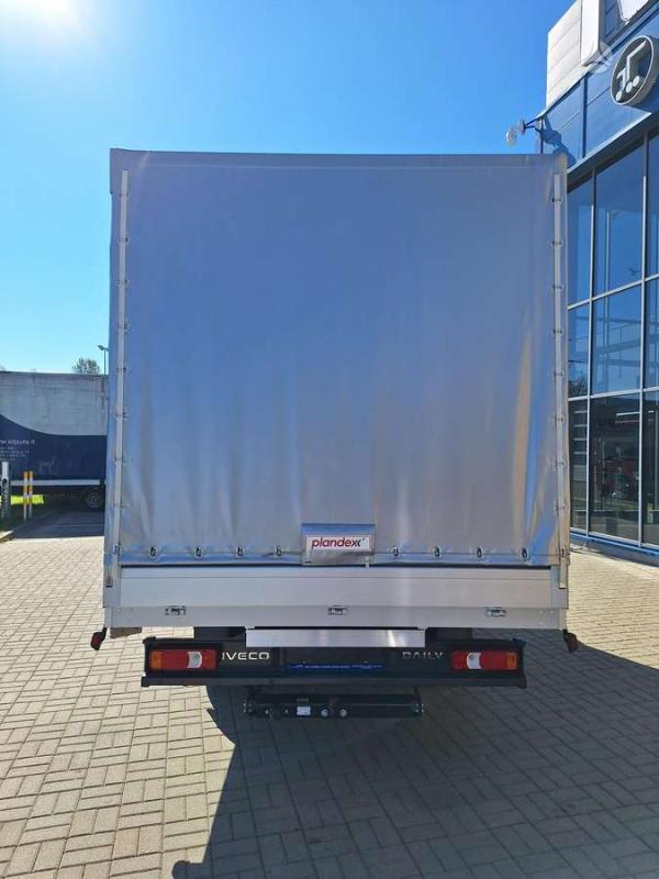 White Iveco Daily 2026 in Vilnius, with an engine capacity of 2.29 L and mileage of 0 thousand km for 52998 €, photo 5 on AUTOMOTO.COM.LV