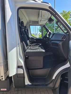 Balts Iveco Daily 2026 Viļņa, ar dzinēja tilpumu 2.29 L un nobraukumu 0 tūkst. km par 52998 €, foto 13 vietnē AUTOMOTO.COM.LV