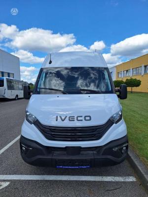 White Iveco Daily 2026 in Vilnius, with an engine capacity of 3.00 L and mileage of 0 thousand km for 39809 €, photo 3 on AUTOMOTO.COM.LV