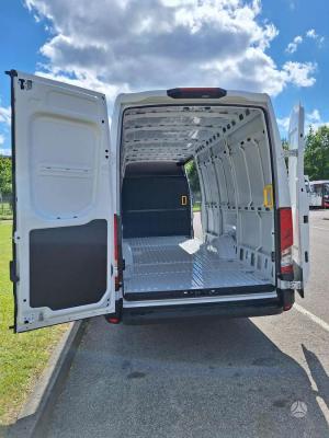 White Iveco Daily 2026 in Vilnius, with an engine capacity of 3.00 L and mileage of 0 thousand km for 39809 €, photo 11 on AUTOMOTO.COM.LV