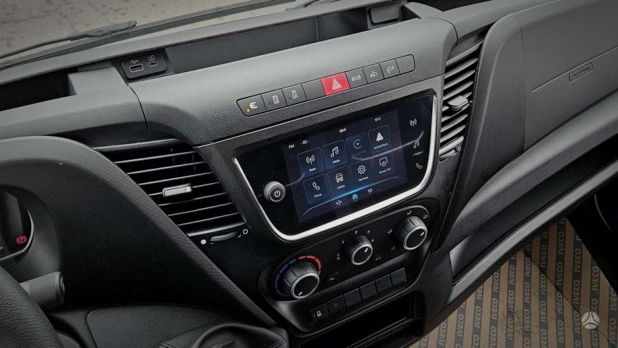 Balts Iveco Daily 2026 Viļņa, ar dzinēja tilpumu 3.00 L un nobraukumu 0 tūkst. km par 39870 €, foto 13 vietnē AUTOMOTO.COM.LV