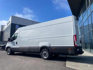 Balts Iveco Daily 2026 Viļņa, ar dzinēja tilpumu 3.00 L un nobraukumu 0 tūkst. km par 39325 €, foto 4 vietnē AUTOMOTO.COM.LV