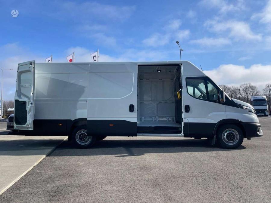 Balts Iveco Daily 2026 Viļņa, ar dzinēja tilpumu 3.00 L un nobraukumu 0 tūkst. km par 39325 €, foto 7 vietnē AUTOMOTO.COM.LV