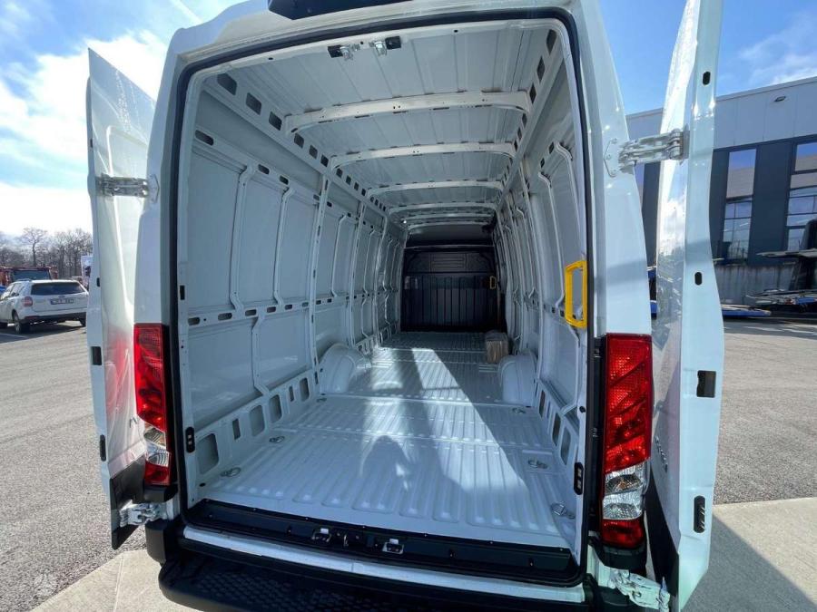 Balts Iveco Daily 2026 Viļņa, ar dzinēja tilpumu 3.00 L un nobraukumu 0 tūkst. km par 39325 €, foto 8 vietnē AUTOMOTO.COM.LV