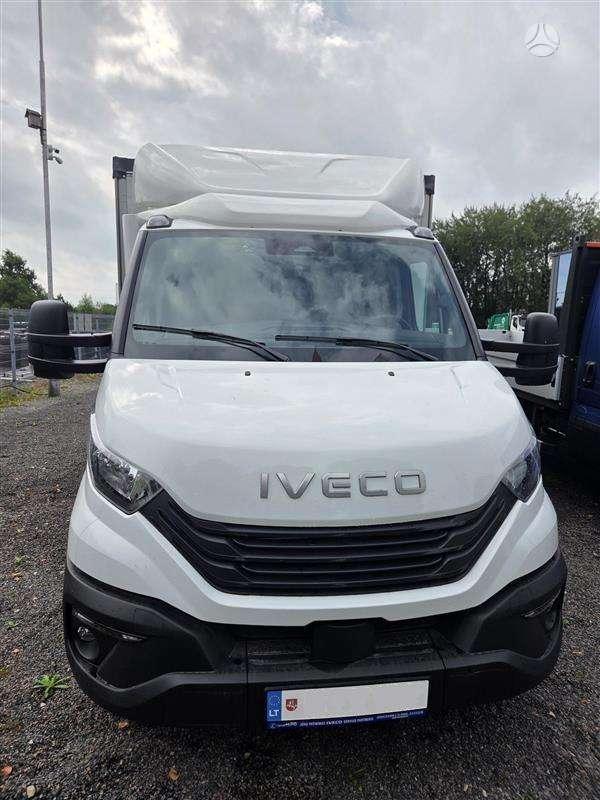 Iveco Daily 2026 in Vilnius on AUTOMOTO.COM.LV White Iveco Daily 2026 in Vilnius, with an engine capacity of 3.00 L and mileage of 0 thousand km for 49005 €, photo 3 on AUTOMOTO.COM.LV