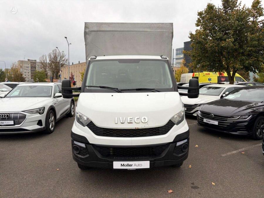 White Iveco Daily 2016 in Vilnius, with an engine capacity of 3.00 L and mileage of 240 thousand km for 9500 €, photo 4 on AUTOMOTO.COM.LV