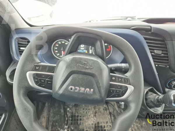 Balts Iveco Daily 2020 Kauņa, ar dzinēja tilpumu 3.00 L un nobraukumu 232 tūkst. km par 10890 €, foto 5 vietnē AUTOMOTO.COM.LV
