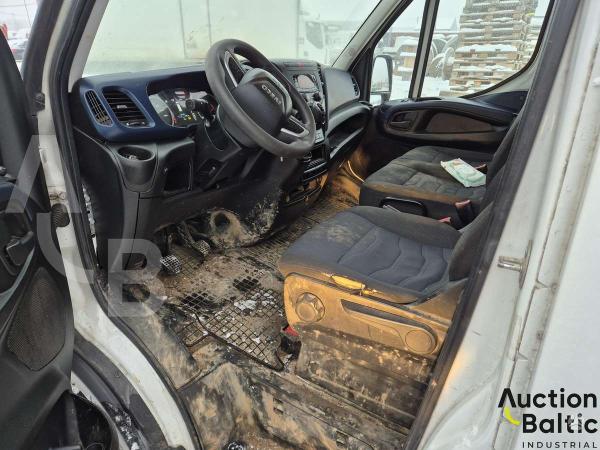 Balts Iveco Daily 2020 Kauņa, ar dzinēja tilpumu 3.00 L un nobraukumu 232 tūkst. km par 10890 €, foto 6 vietnē AUTOMOTO.COM.LV
