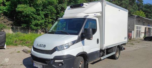 White Iveco Daily 2016 in Kaunas, with an engine capacity of 2.29 L and mileage of 368 thousand km for 10406 €, photo 3 on AUTOMOTO.COM.LV