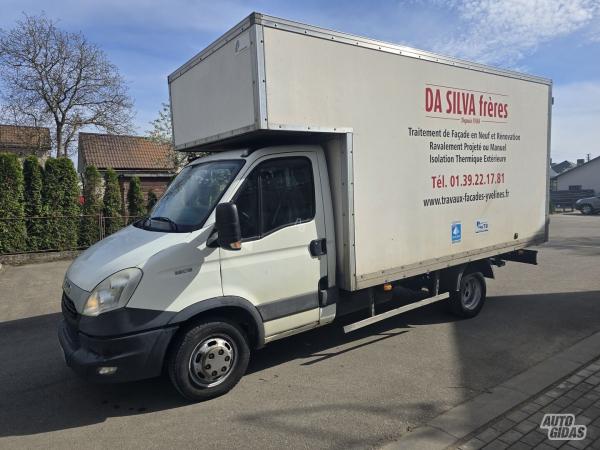 White Iveco Daily 2014 in Raseiniai, with an engine capacity of 2.30 L and mileage of 232 thousand km for 6850 €, photo 1 on AUTOMOTO.COM.LV