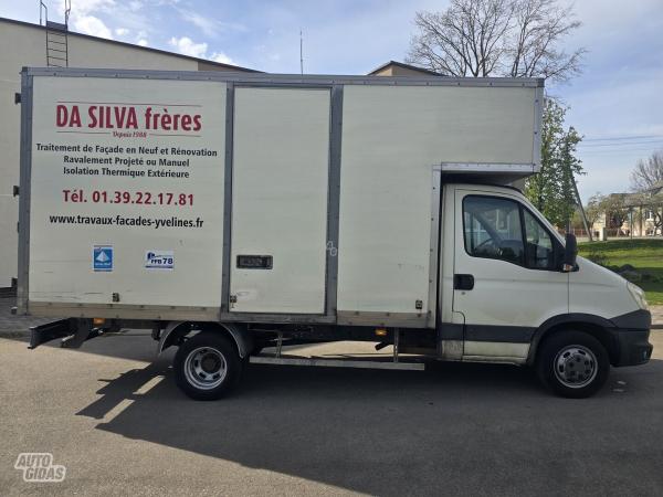 White Iveco Daily 2014 in Raseiniai, with an engine capacity of 2.30 L and mileage of 232 thousand km for 6850 €, photo 6 on AUTOMOTO.COM.LV
