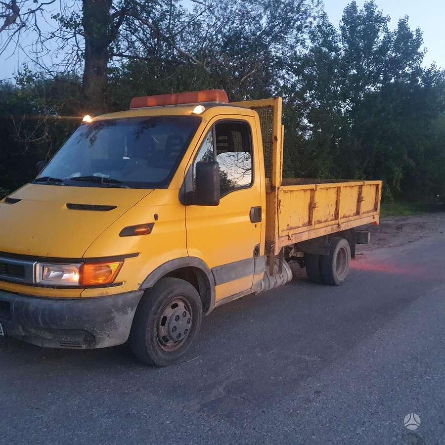 Dzeltens Iveco Daily 2003 Viļņa, ar dzinēja tilpumu 2.80 L un nobraukumu 238 tūkst. km par 6500 €, foto 4 vietnē AUTOMOTO.COM.LV