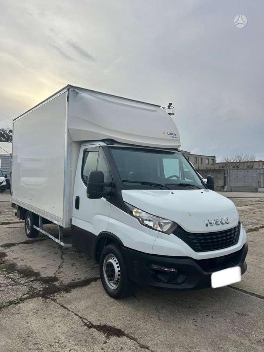 Yellow Iveco Daily 2021 in Kaunas, with an engine capacity of 2.30 L and mileage of 196 thousand km for 11850 €, photo 1 on AUTOMOTO.COM.LV